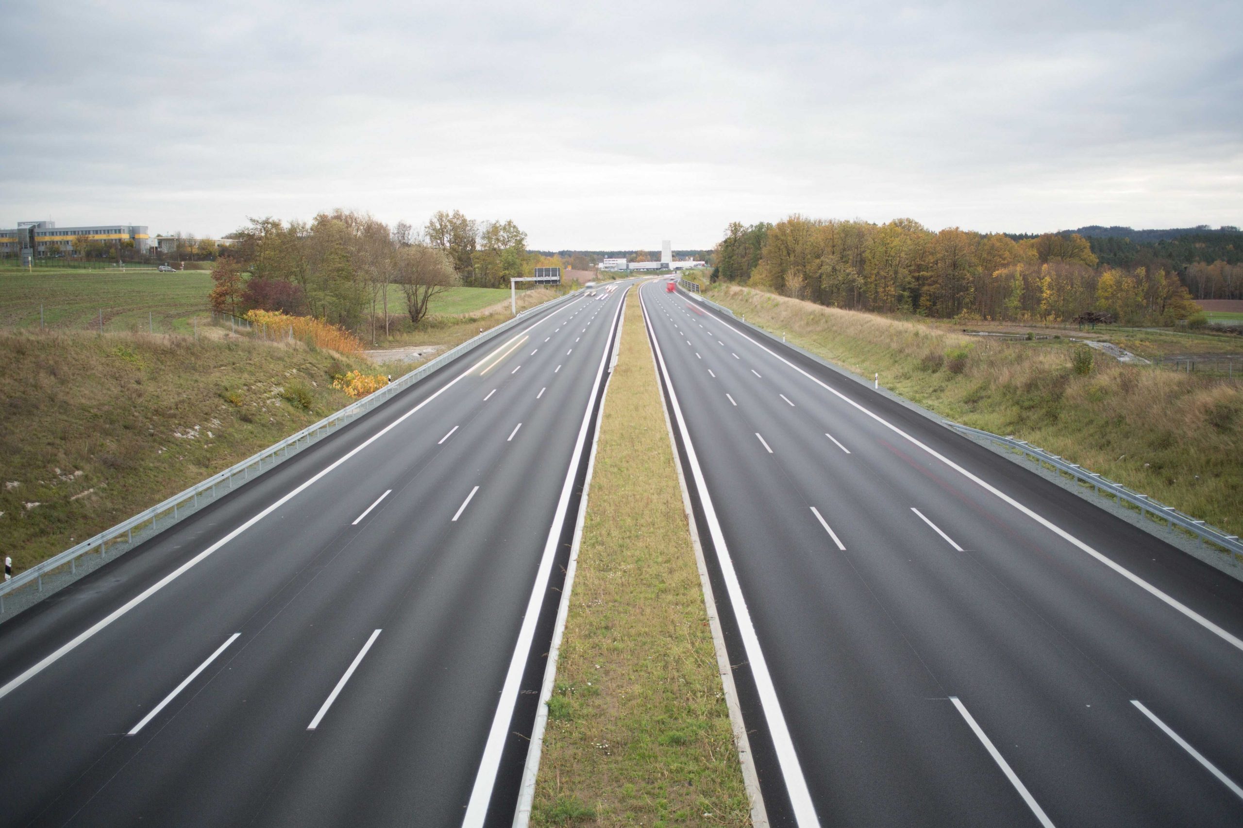 DÁLNICE D11 BY SE MOHLA OTEVŘÍT DŘÍVE | SVOBODNÉ DVORY Hradec Králové